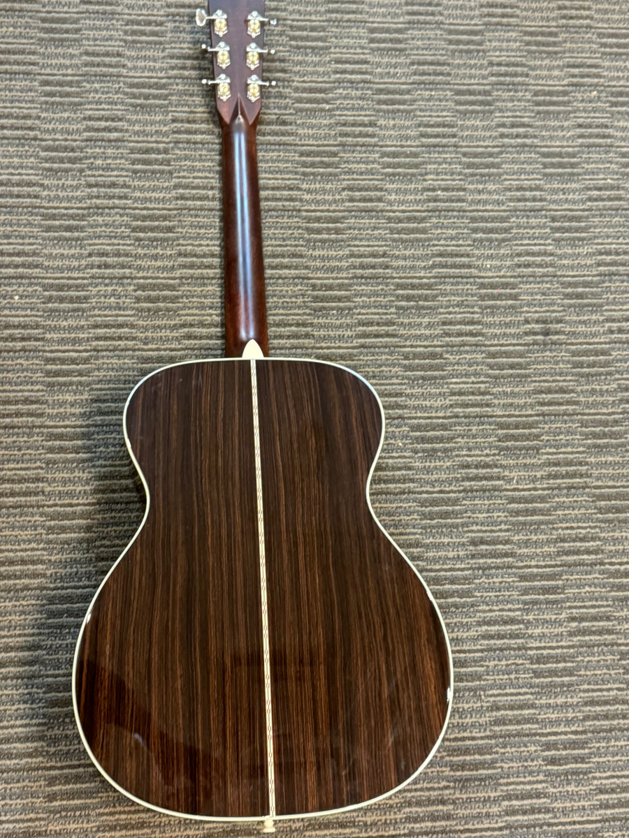 Martin 000-28 Ambertone 2022 – Jakes Main Street Music