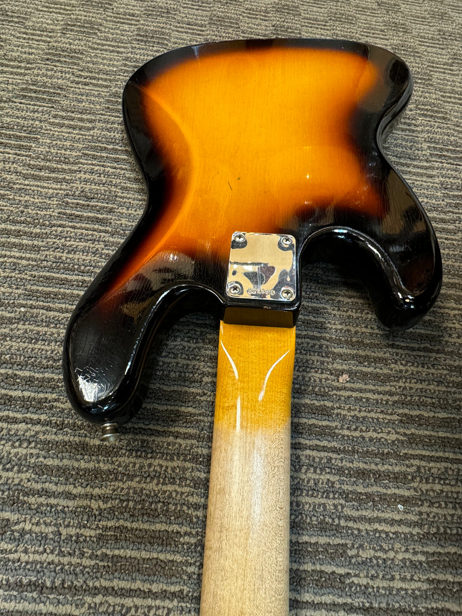 Fender custom shop 1960 Journey man jazz bass – Jakes Main Street Music